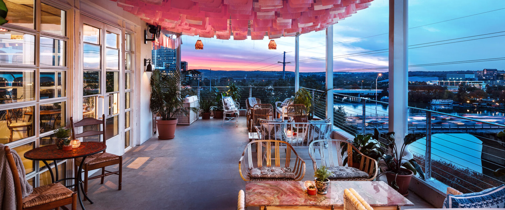 Takeout Menus Available at Austin, TX Lakeside Restaurants